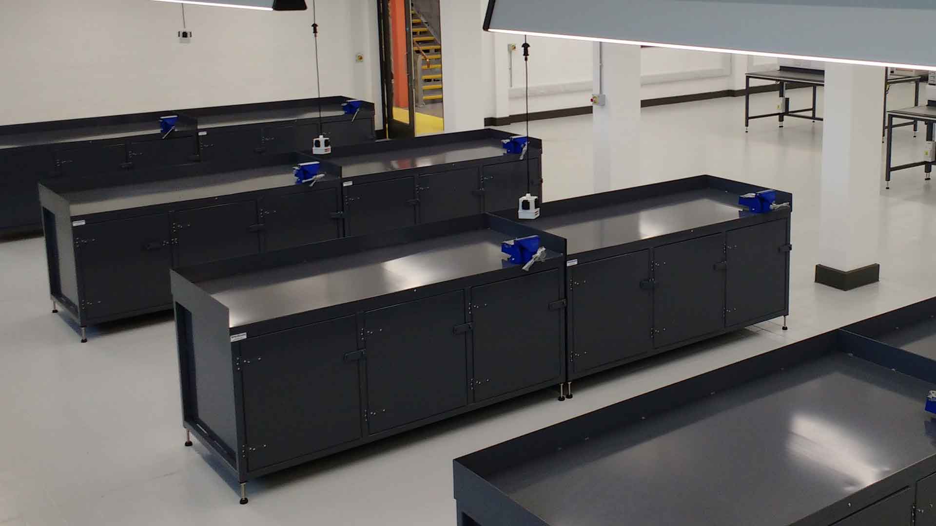 Workshop Workbenches | Spaceguard UK Manufacturer