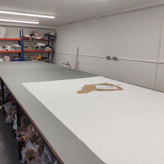 Cutting Table for a Clothing production factory - Spaceguard